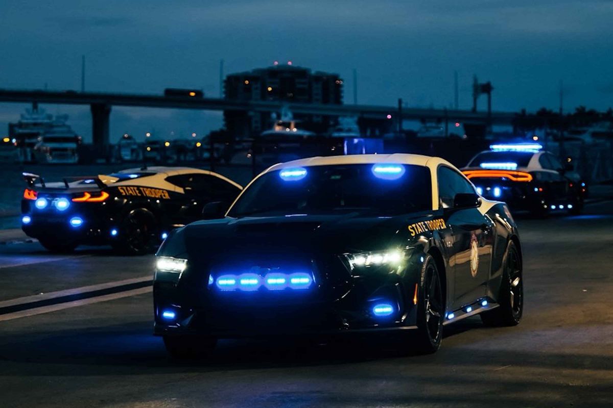 Australian Distributor for Federal Signal Lights & Sirens
