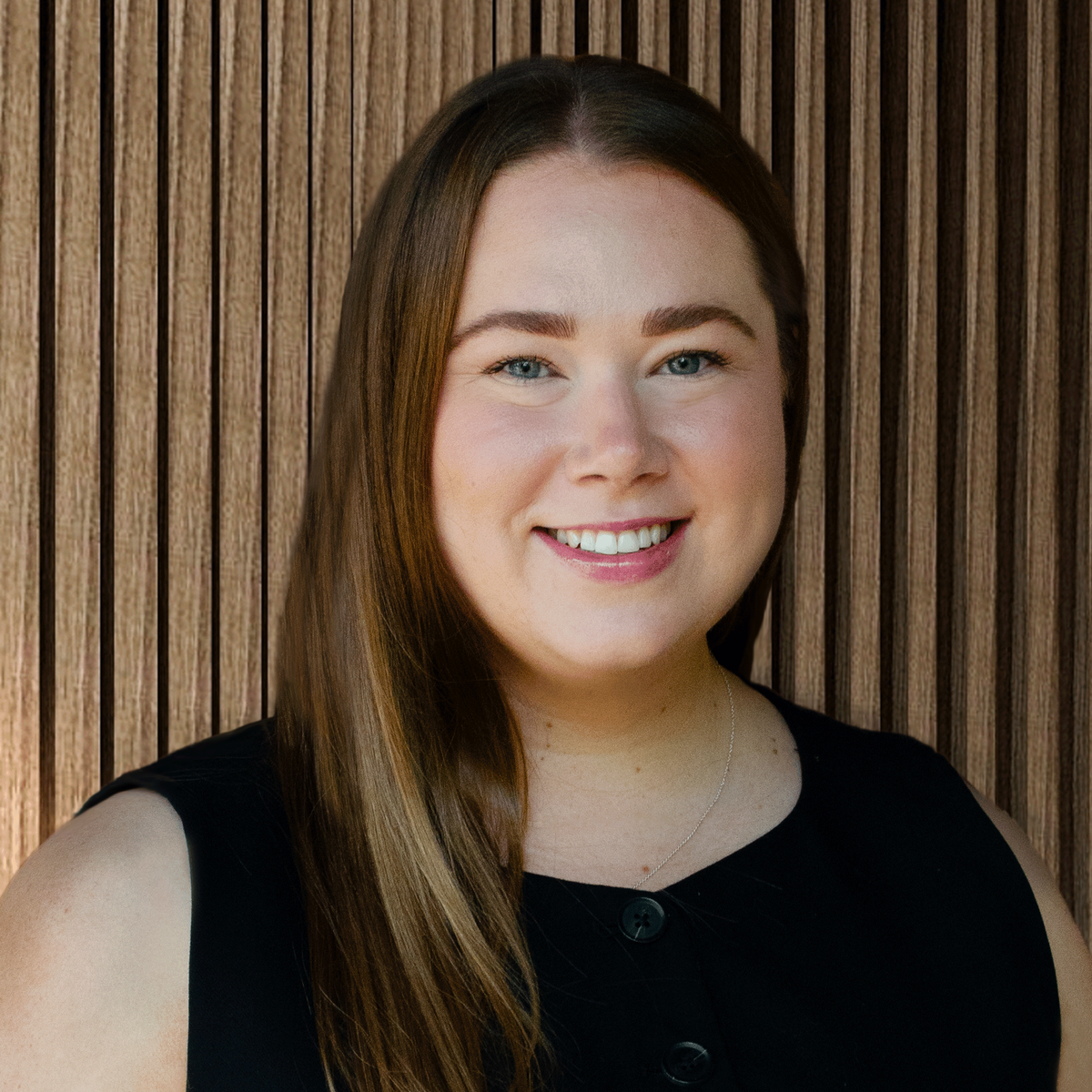 Willis Temby - Meet Lizzy Barron